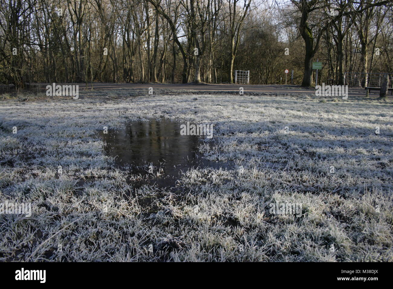 Long millgate hi-res stock photography and images - Alamy