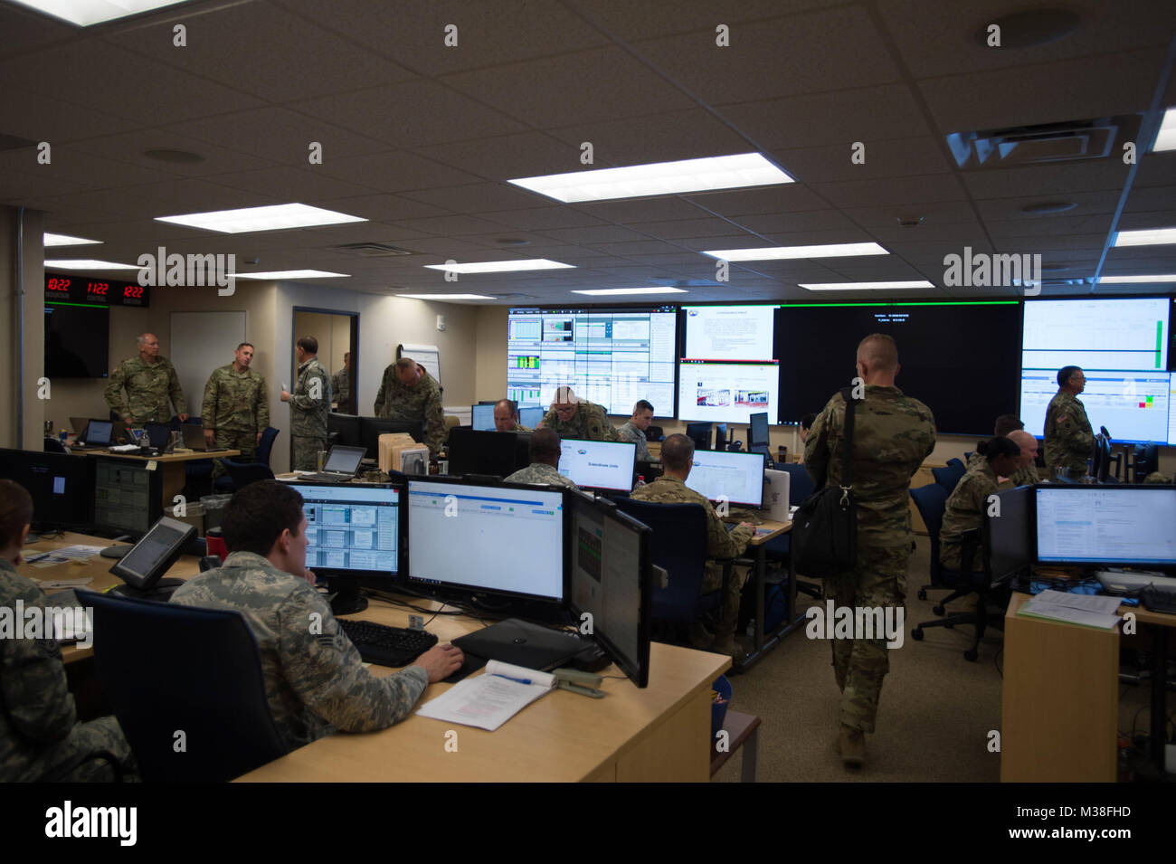 Members of the Oklahoma and Louisiana Army and Air National Guard are ...