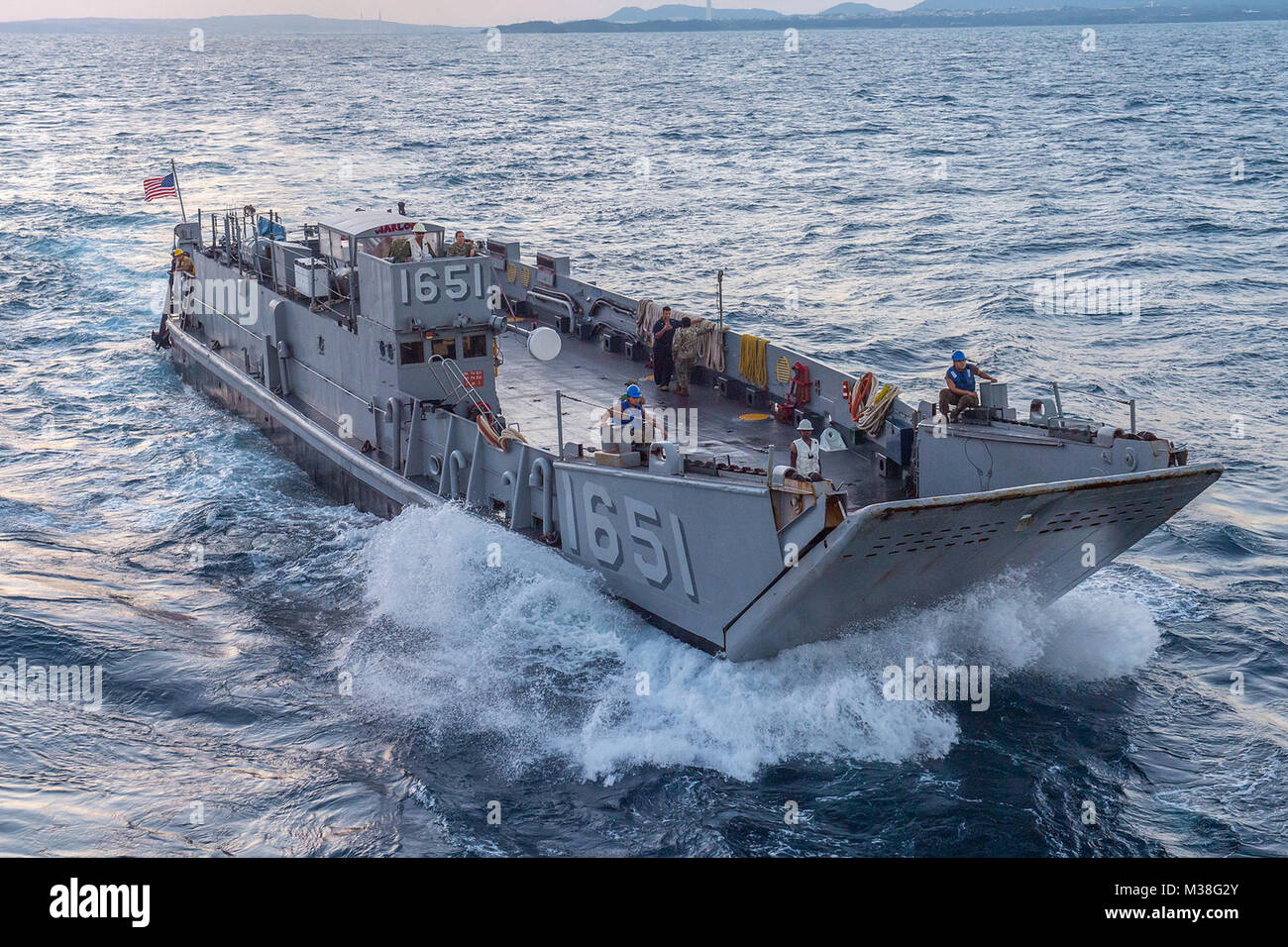 U.S. Navy, Marine Corps strengthen the interoperability of their forces ...