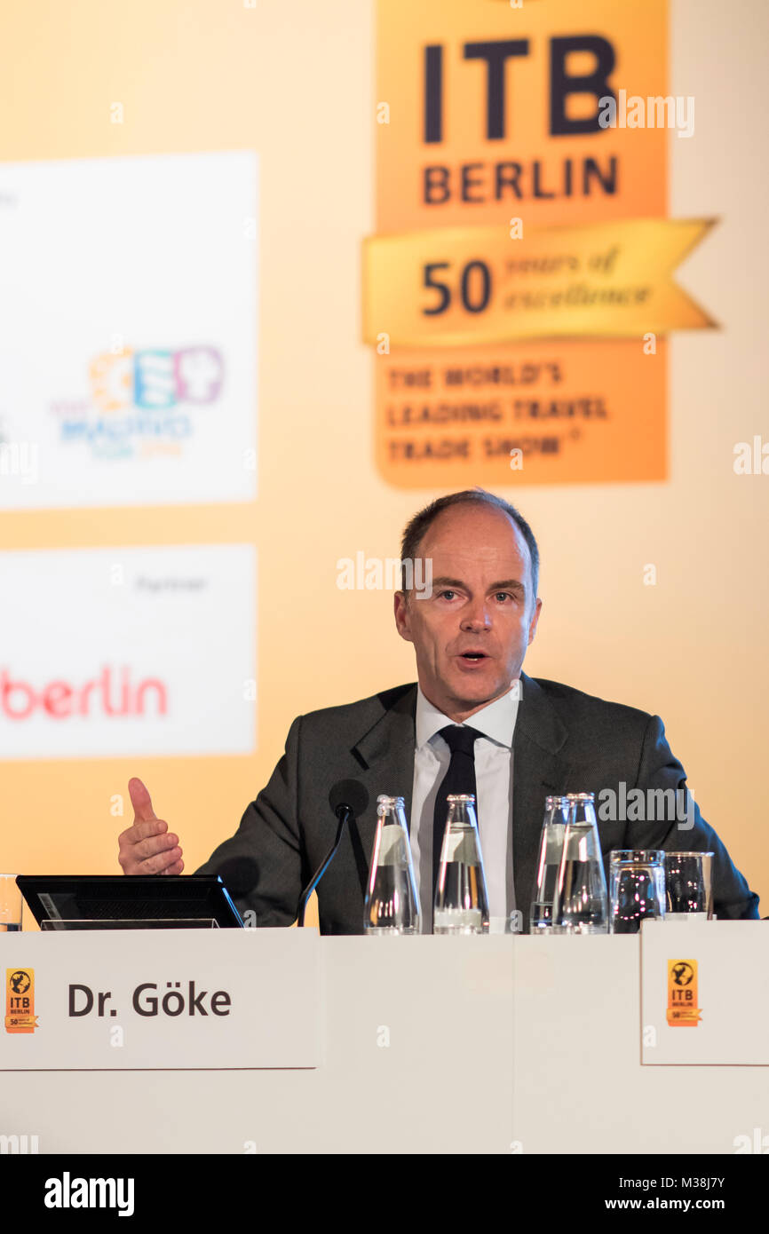 Vorsitzender der geschaftsfuhrung ceo hi-res stock photography and ...