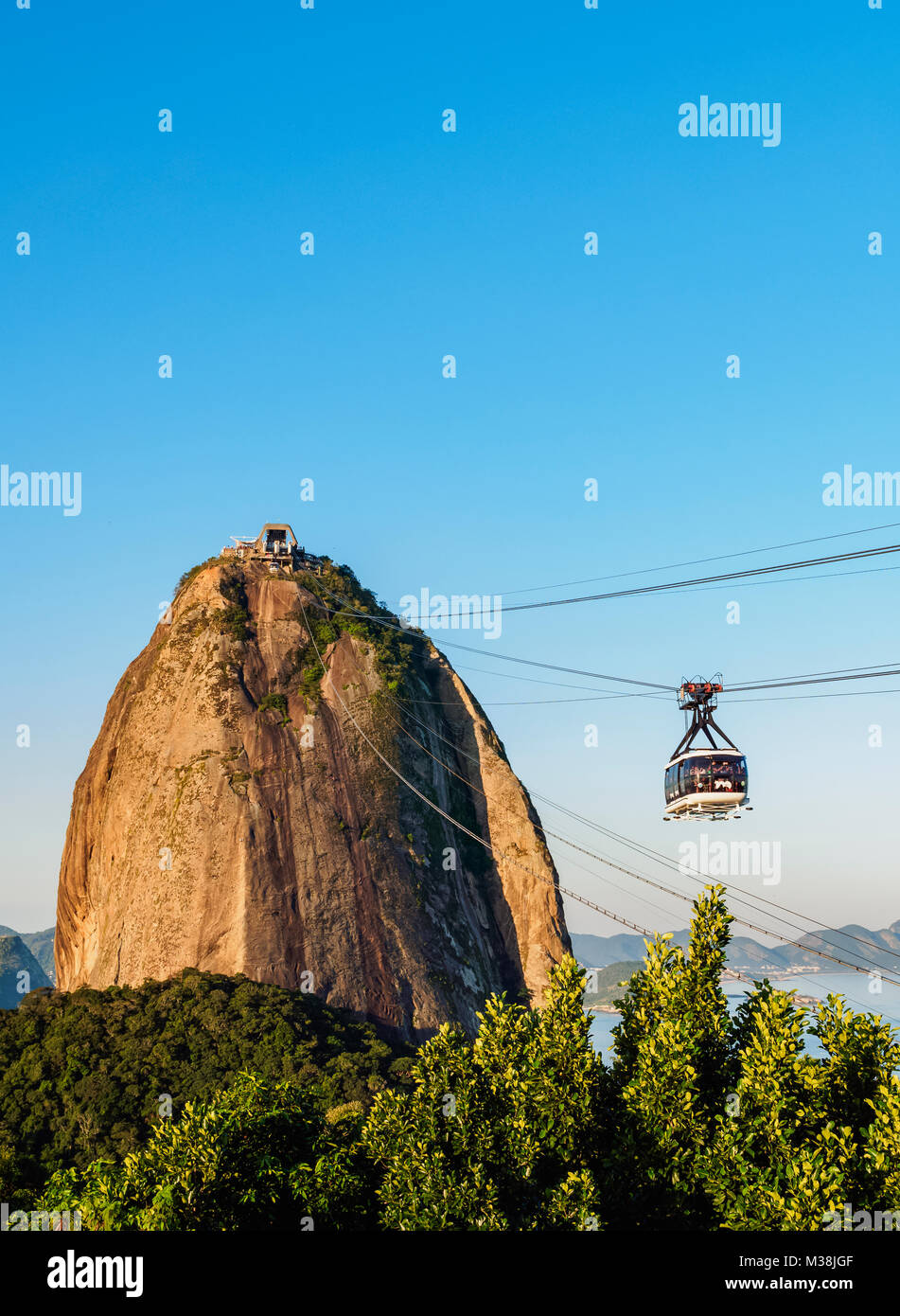 Sugarloaf mountain cable car hi-res stock photography and images - Alamy