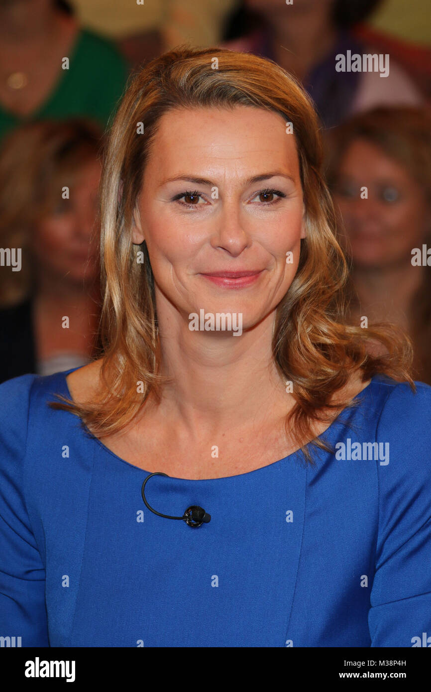 Anja reschke hi-res stock photography and images - Alamy