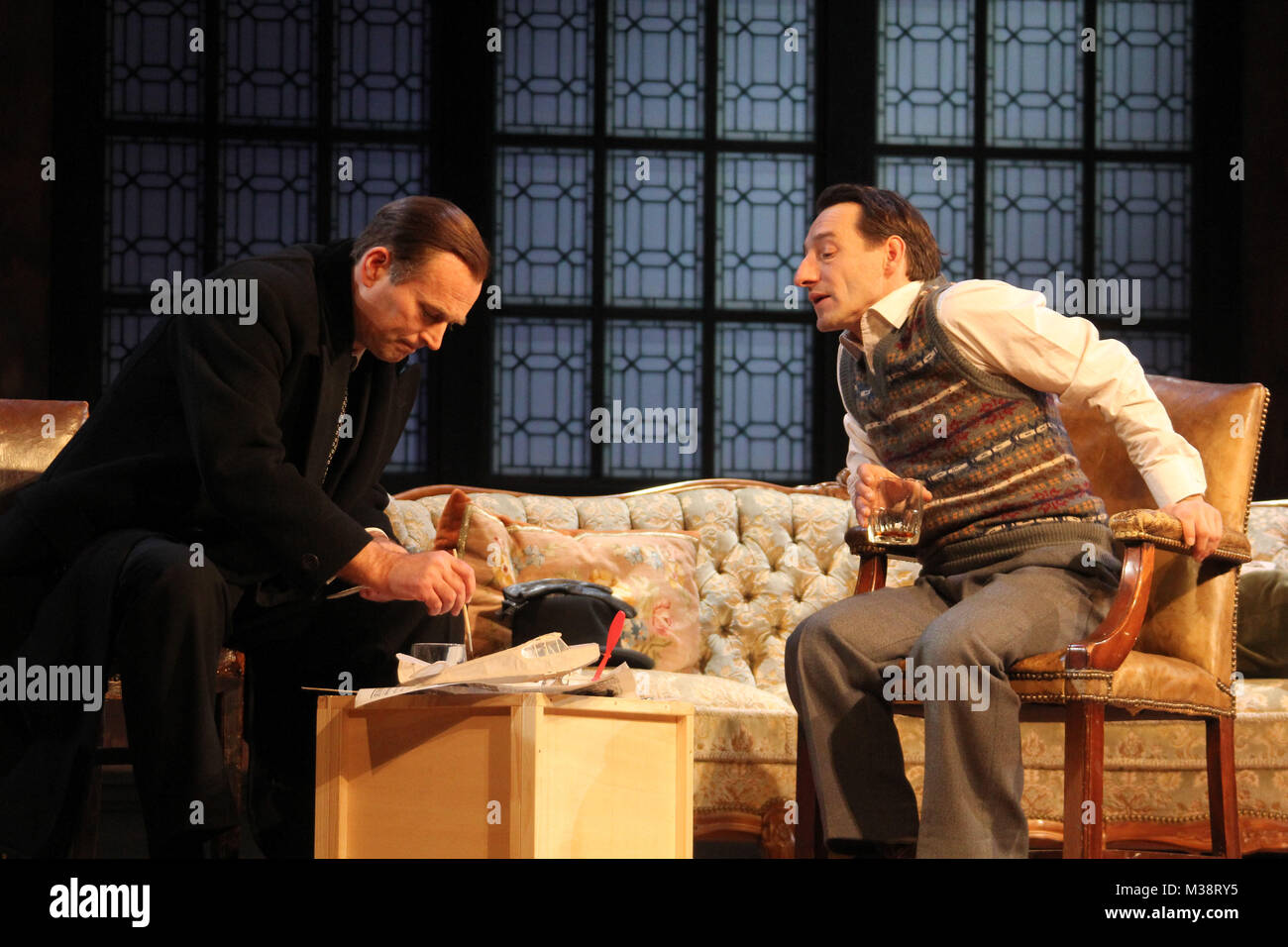 Lionel logue hi-res stock photography and images - Alamy