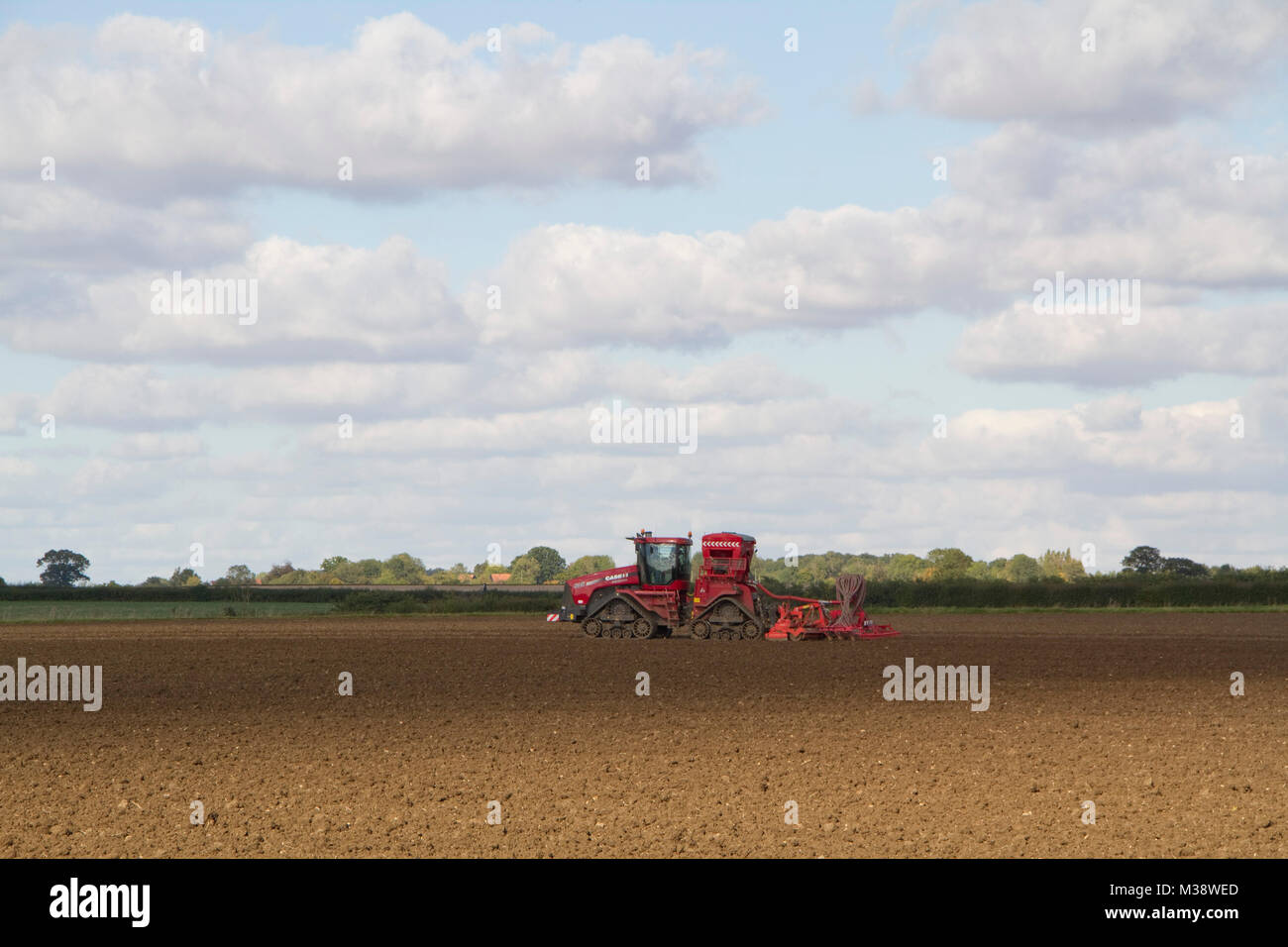 Single tracked land vehicle hi-res stock photography and images - Alamy