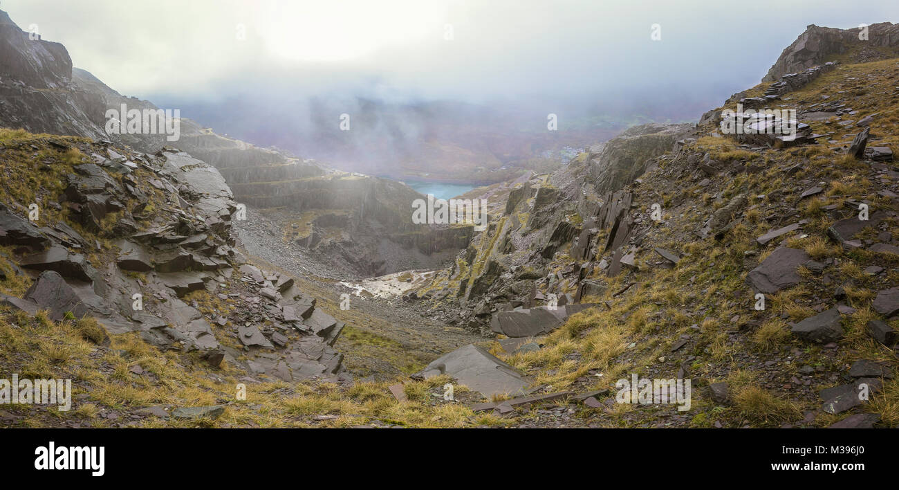 Dinorwic slate quarry hi-res stock photography and images - Alamy