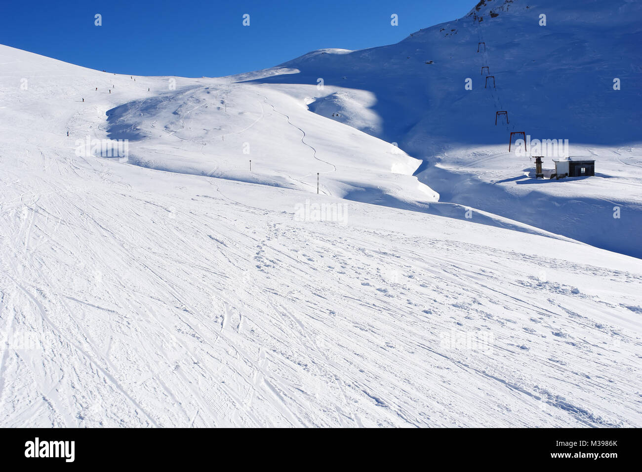 White slopes hi-res stock photography and images - Alamy