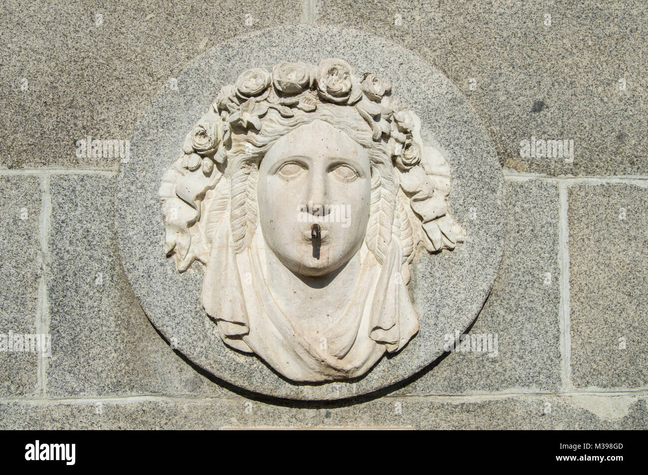 Wall medallion hi-res stock photography and images - Alamy
