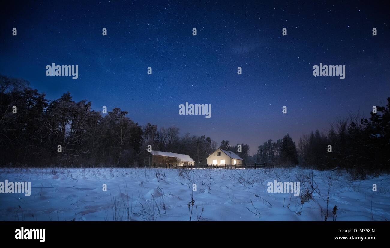 Astro backyard hi-res stock photography and images - Alamy