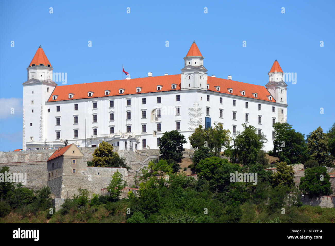 The castle in the Slovak capital Bratislava - Slovakia Stock Photo - Alamy