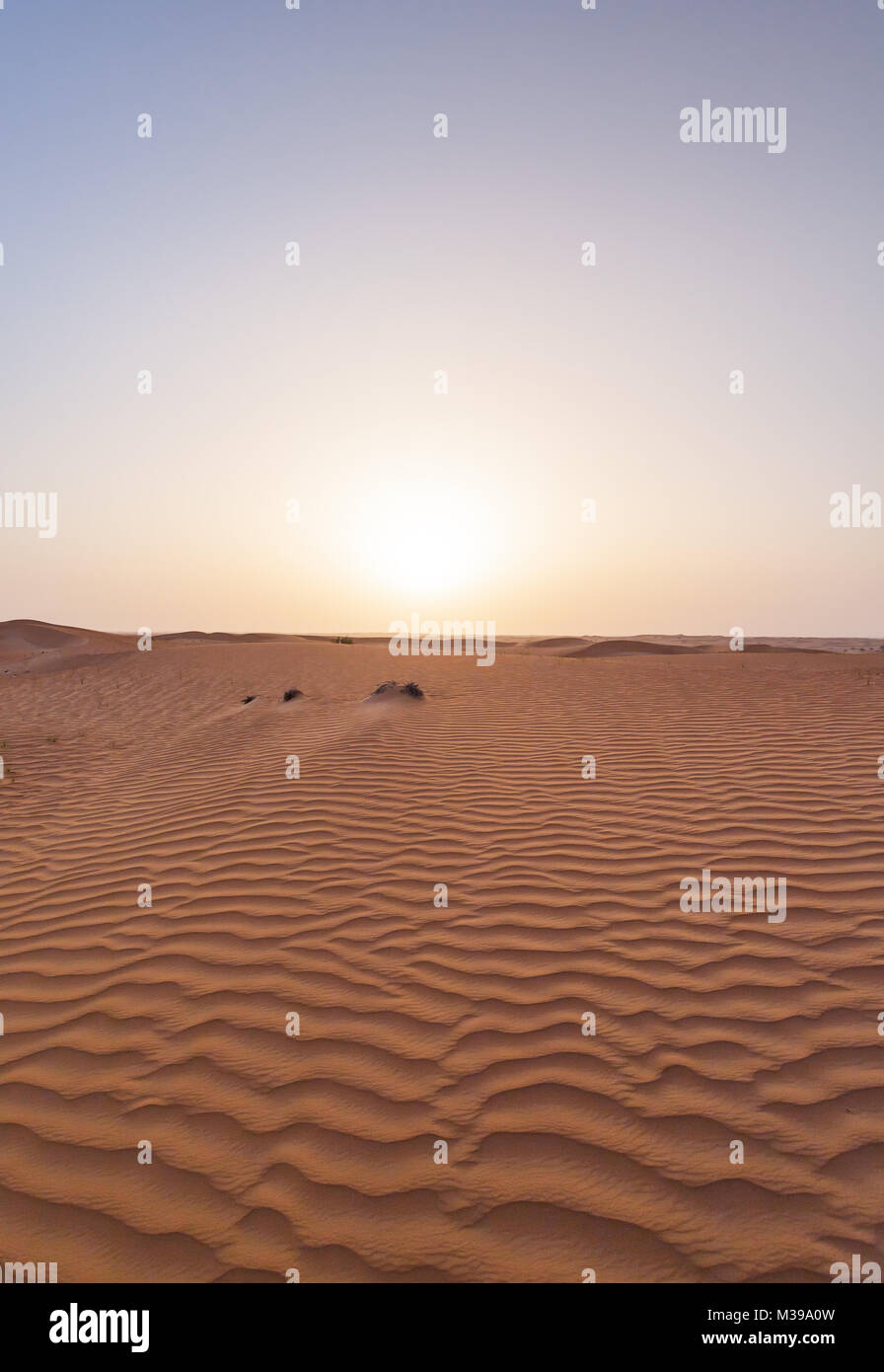 Dubai desert sand dunes Stock Photo - Alamy