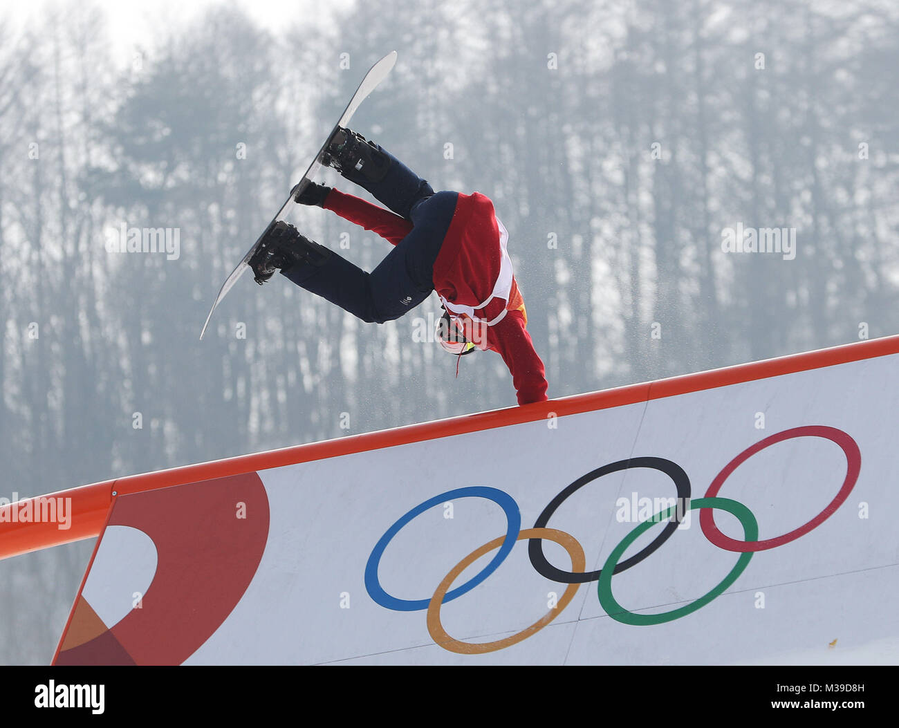 Great Britain's Billy Morgan during qualification for Men's Snowboard ...