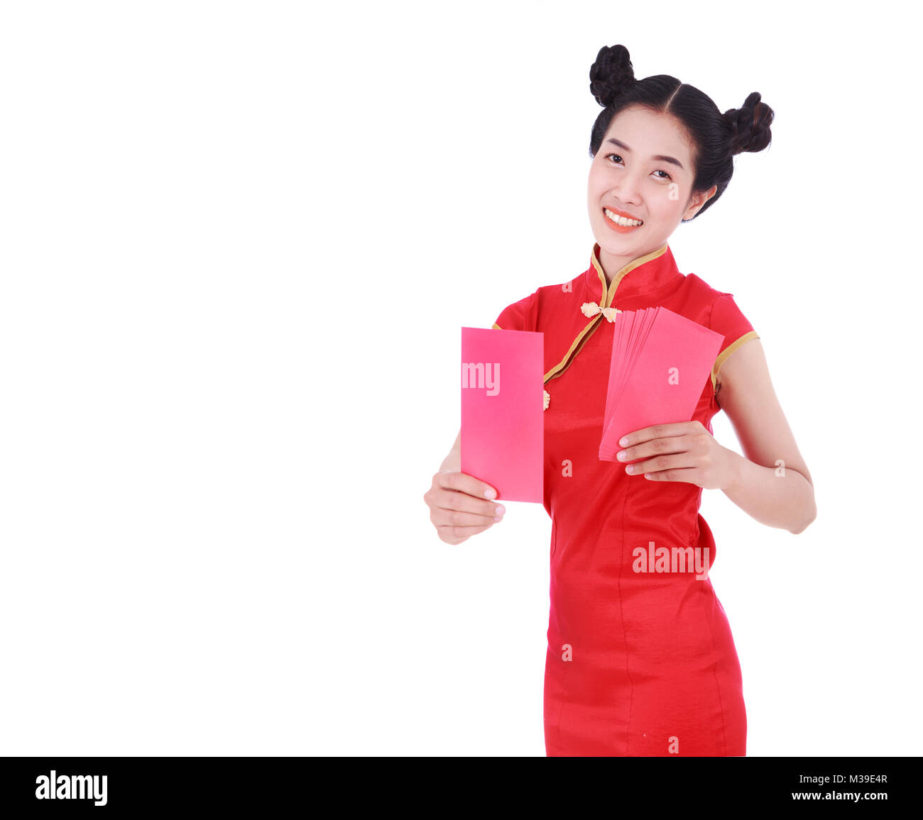 beautiful woman wearing cheongsam or qipao giving red envelopes in ...