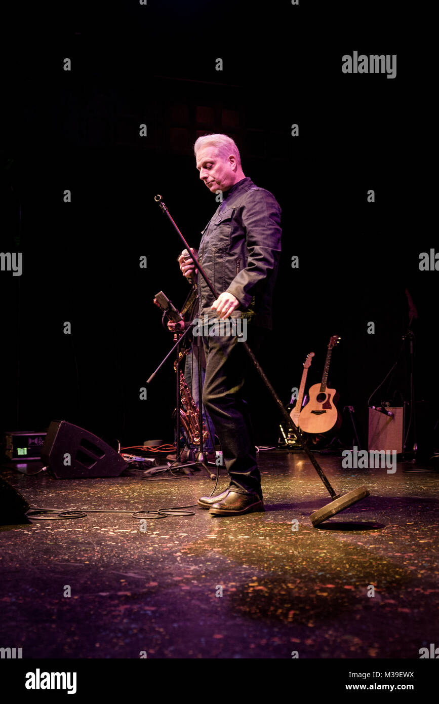 Ian Donaldson (80s band H20) back on stage after a long time to launch ...