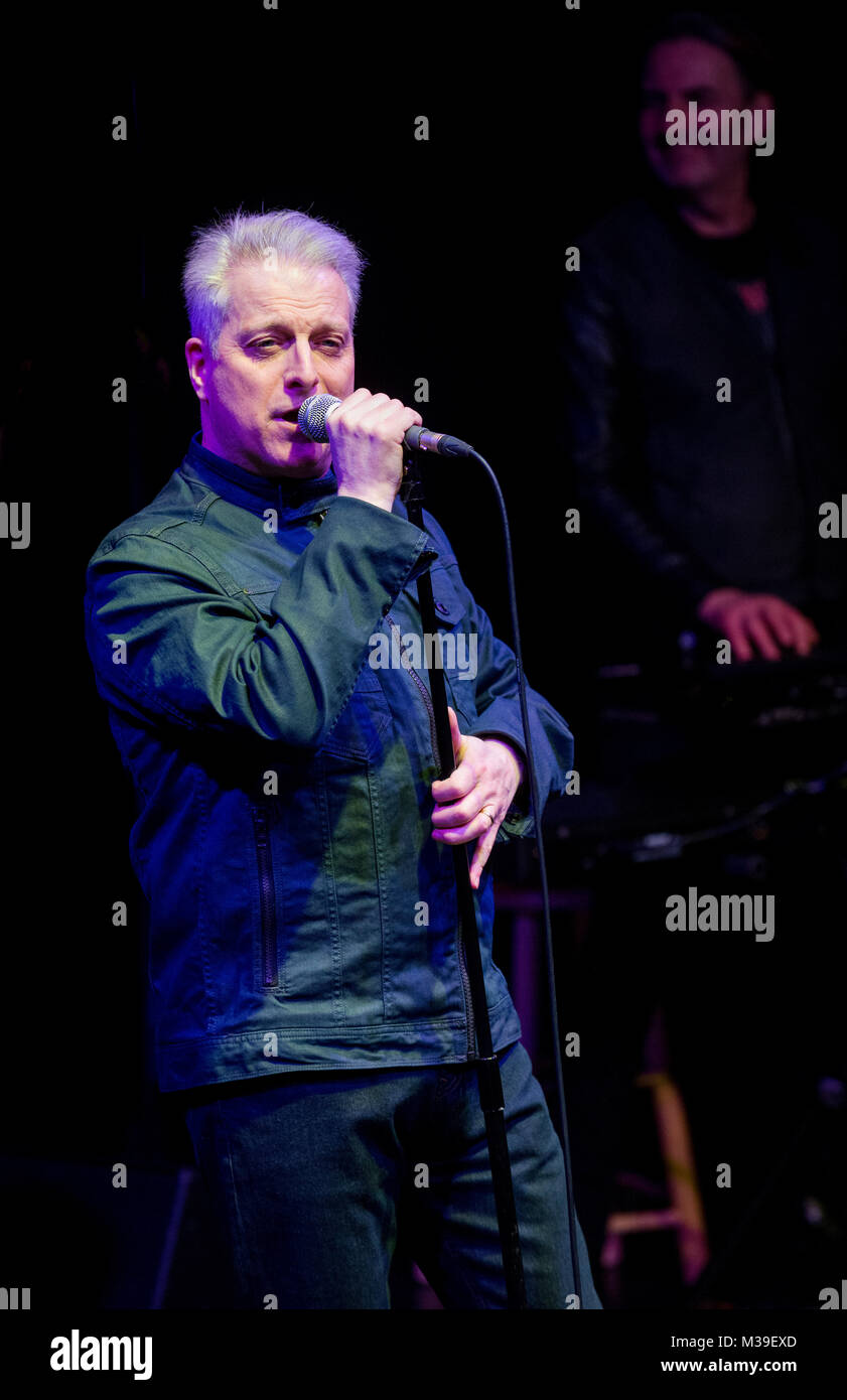 H20 Band High Resolution Stock Photography and Images - Alamy