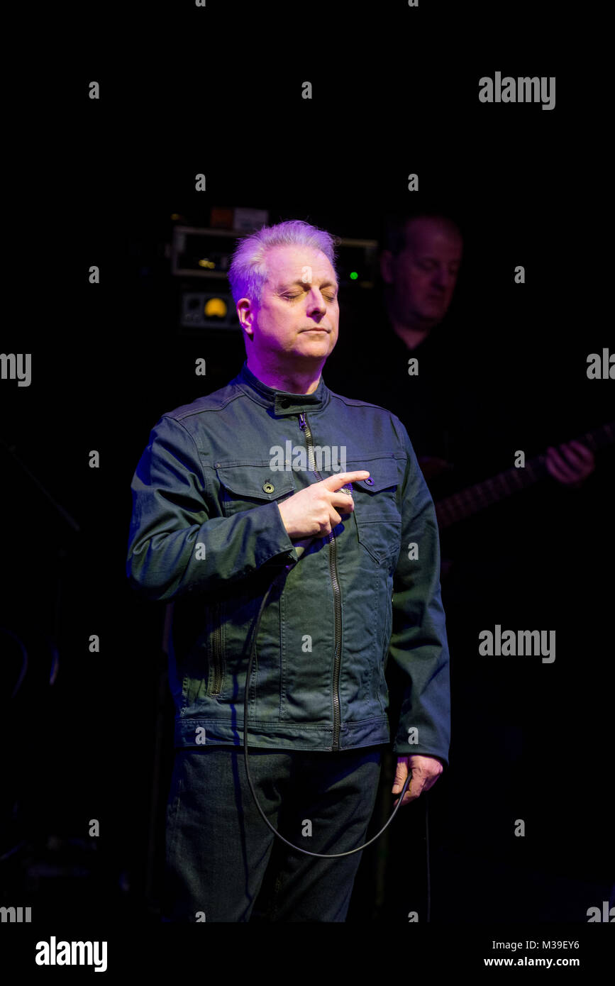 Ian Donaldson (80s band H20) back on stage after a long time to launch ...