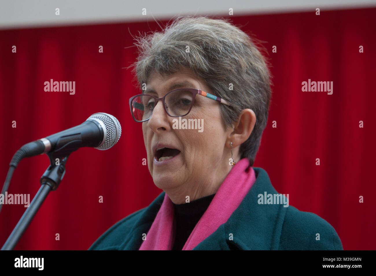 Great Western Railway (GWR) names one of the first of it's new ...