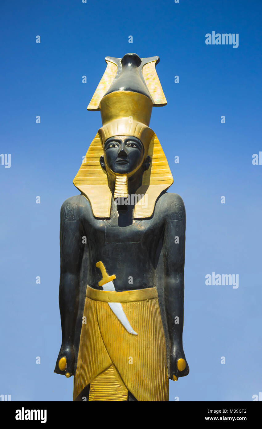 Dark pharaoh hi-res stock photography and images - Alamy