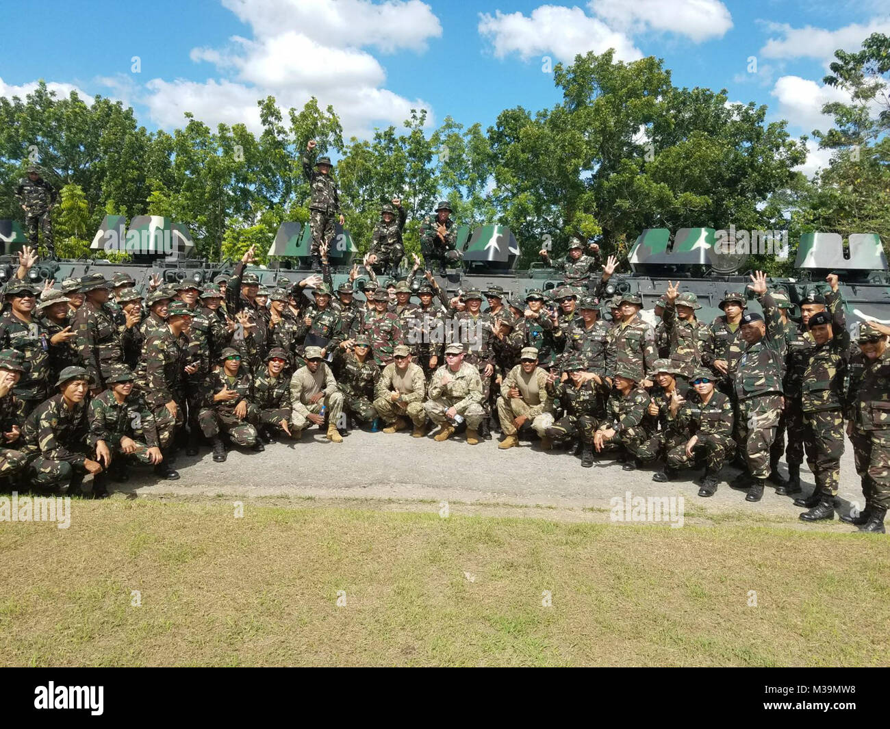 U.S., Philippine soldiers participate in SALAKNIB Practical Exercise by ...
