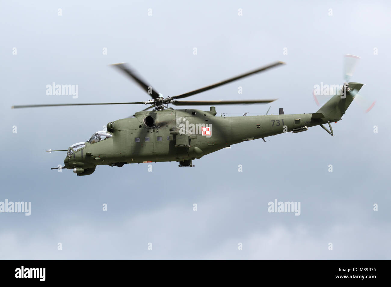 Mil mi 24 hind helicopter gunship hi-res stock photography and images ...