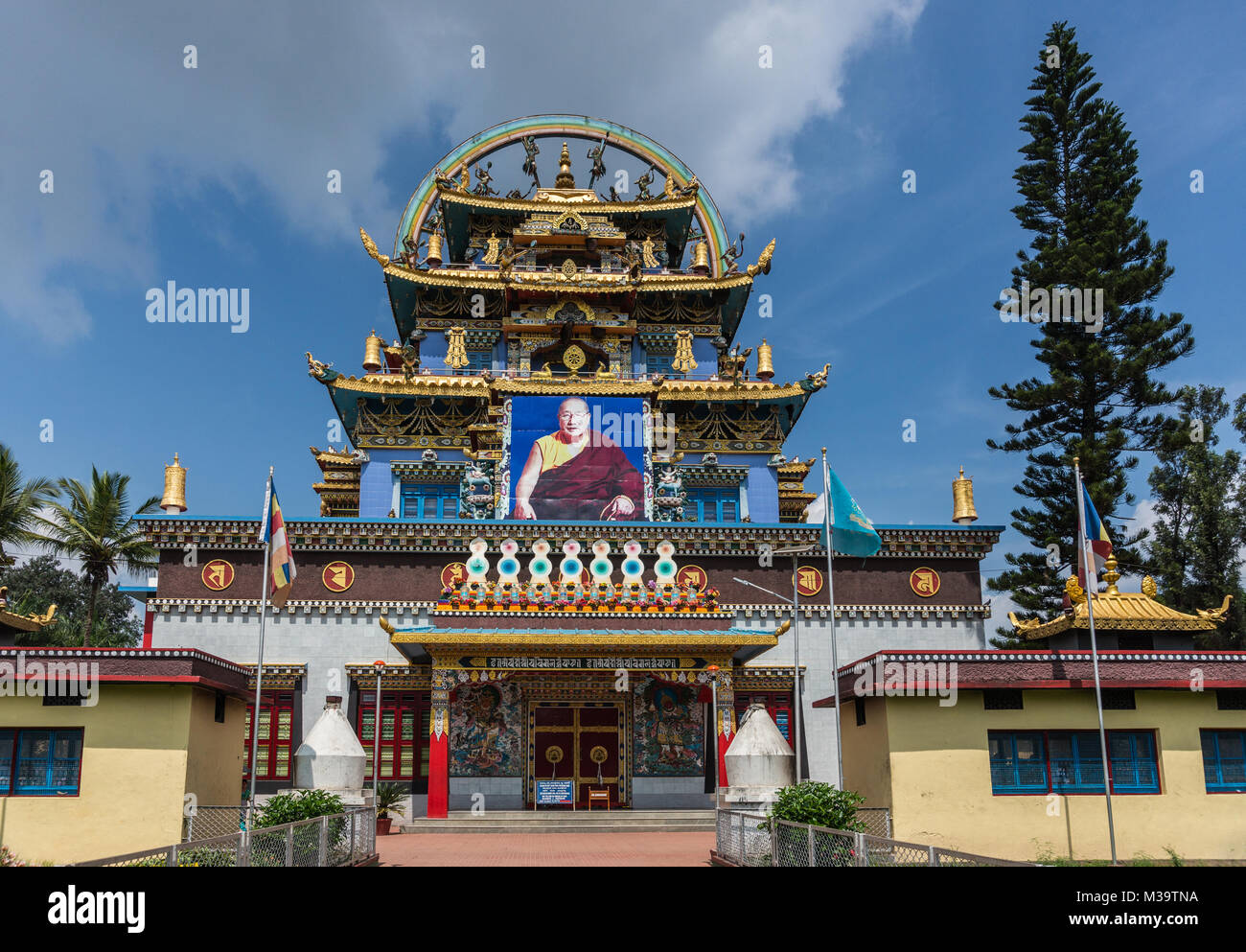 Entrance golden temple coorg hi-res stock photography and images - Alamy