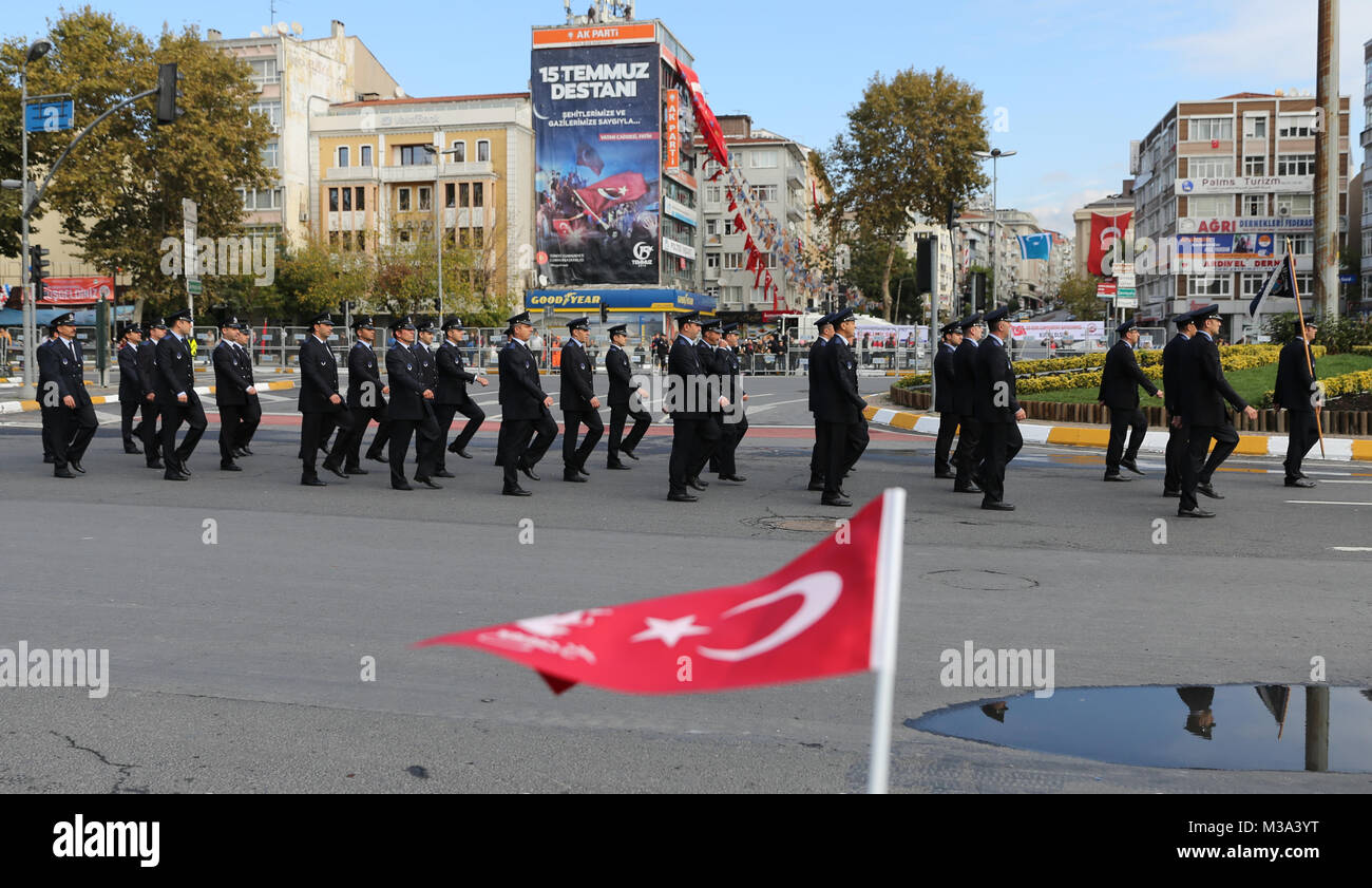 ISTANBUL, TURKEY - OCTOBER 29, 2017: Municipal police march during 29 ...