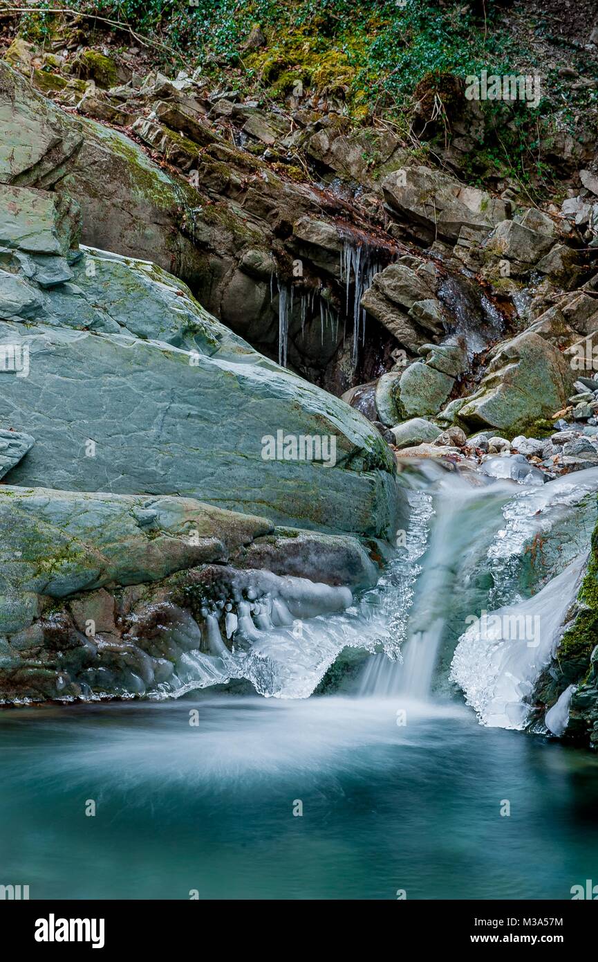 ice rock forms stalactite Stock Photo - Alamy