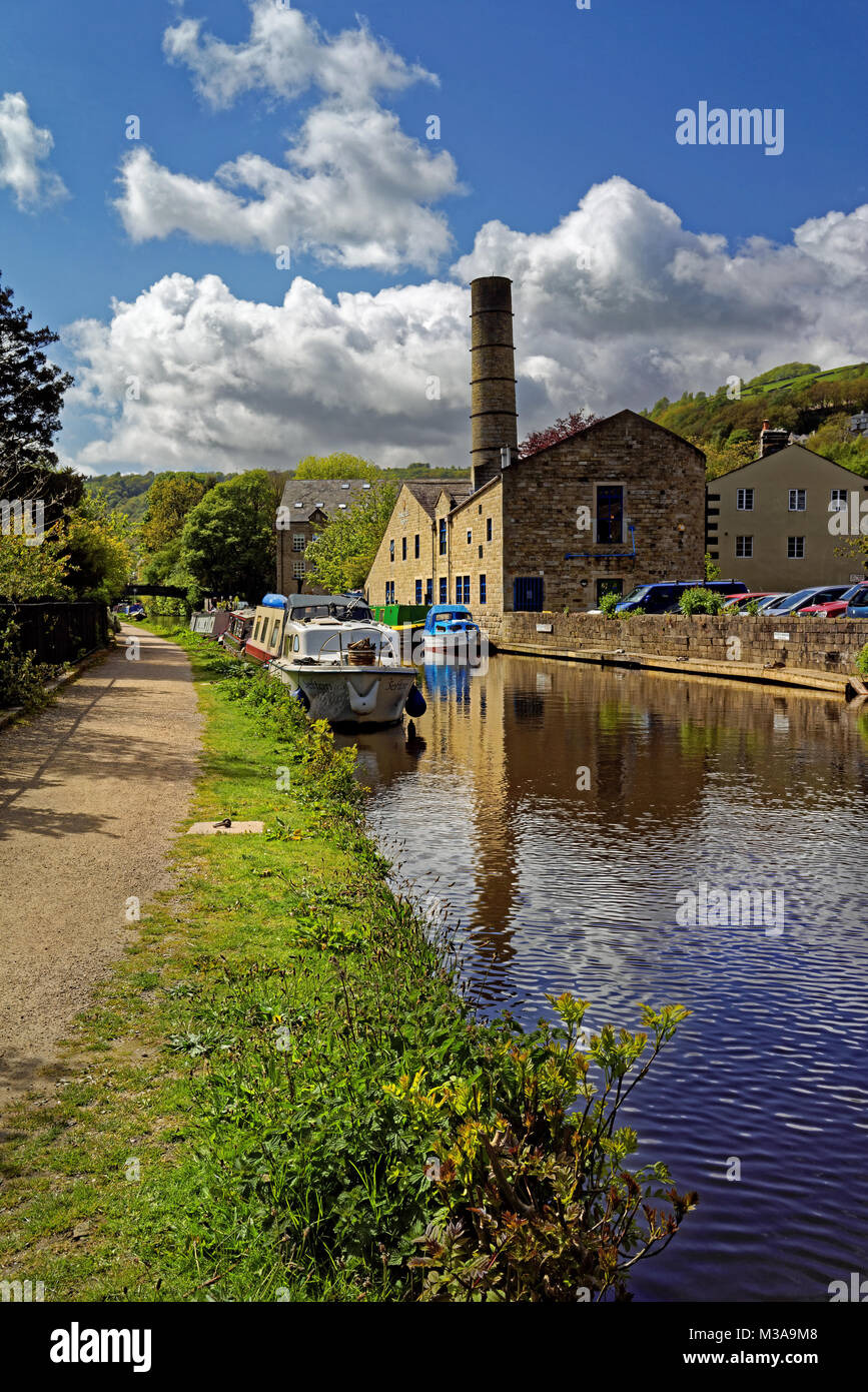 UK, West Yorkshire, Hebden Bridge, Rochdale Canal and Crossley Mill ...