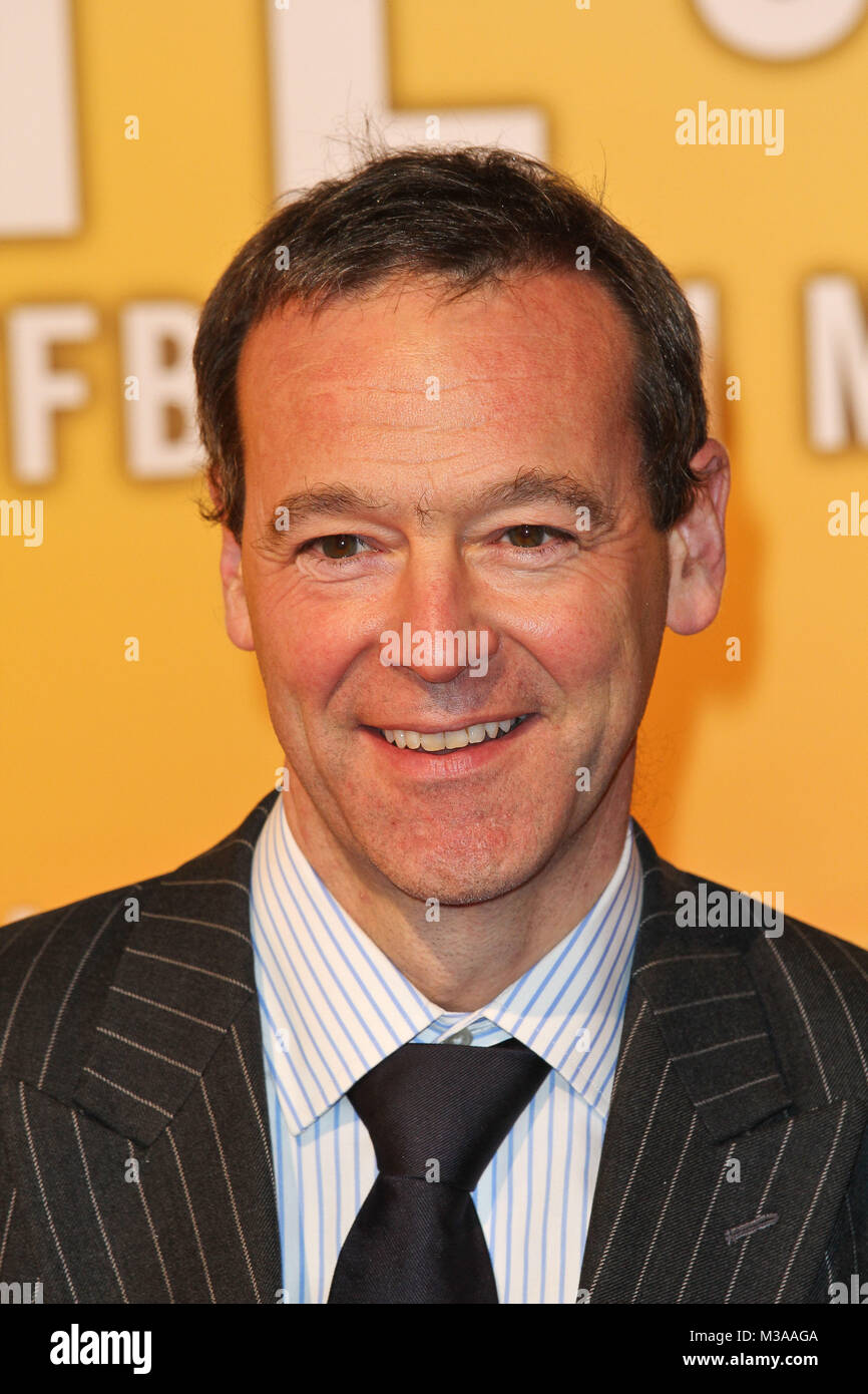 Simon mcdonald hi-res stock photography and images - Alamy