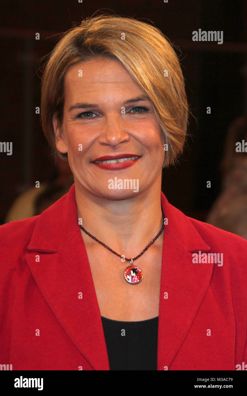 Anna engelke hi-res stock photography and images - Alamy