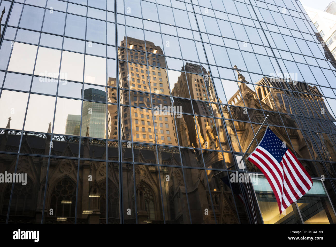 American flag building behind hi-res stock photography and images - Alamy