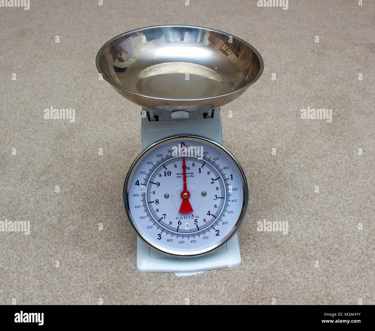 Weighing scales large hi-res stock photography and images - Alamy