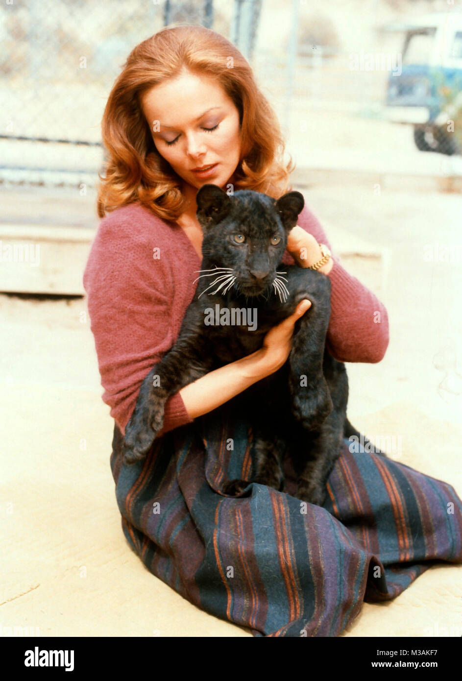 LOS ANGELES, CA - OCTOBER 2: (EXCLUSIVE COVERAGE) Actress Lynne Topping ...
