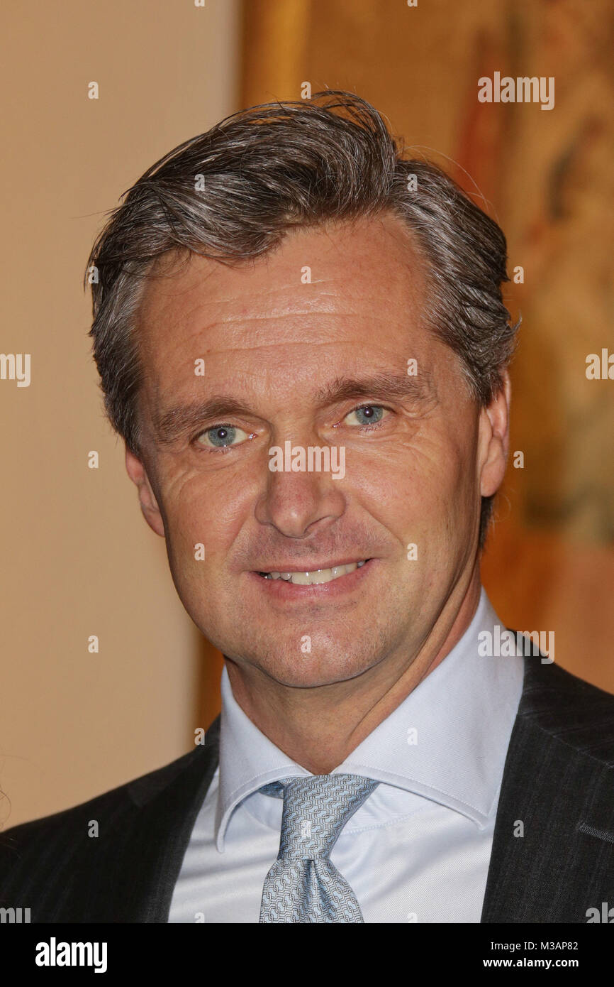 Knies High Resolution Stock Photography and Images - Alamy