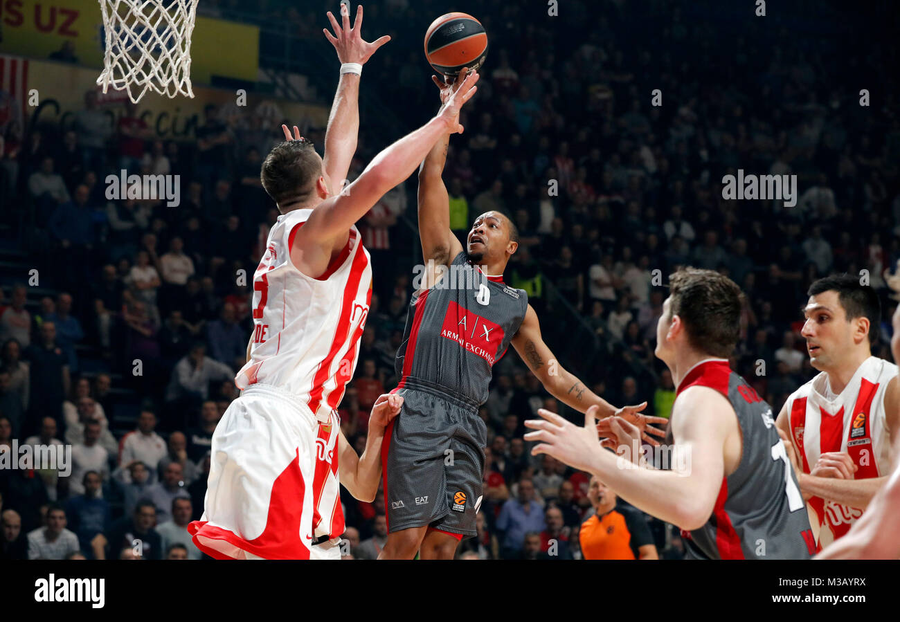 Belgrade. 10th Feb, 2018. Armani's Andrew Goudelock (2nd L) goes for a ...