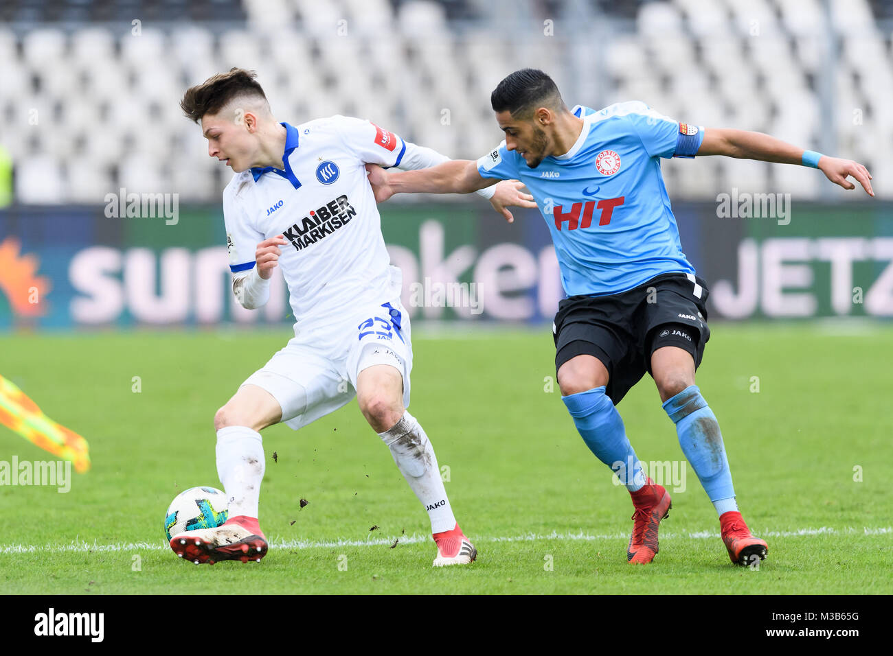 Karlsruhe, Deutschland. 10th Feb, 2018. Florent Muslija (KSC) im duels ...