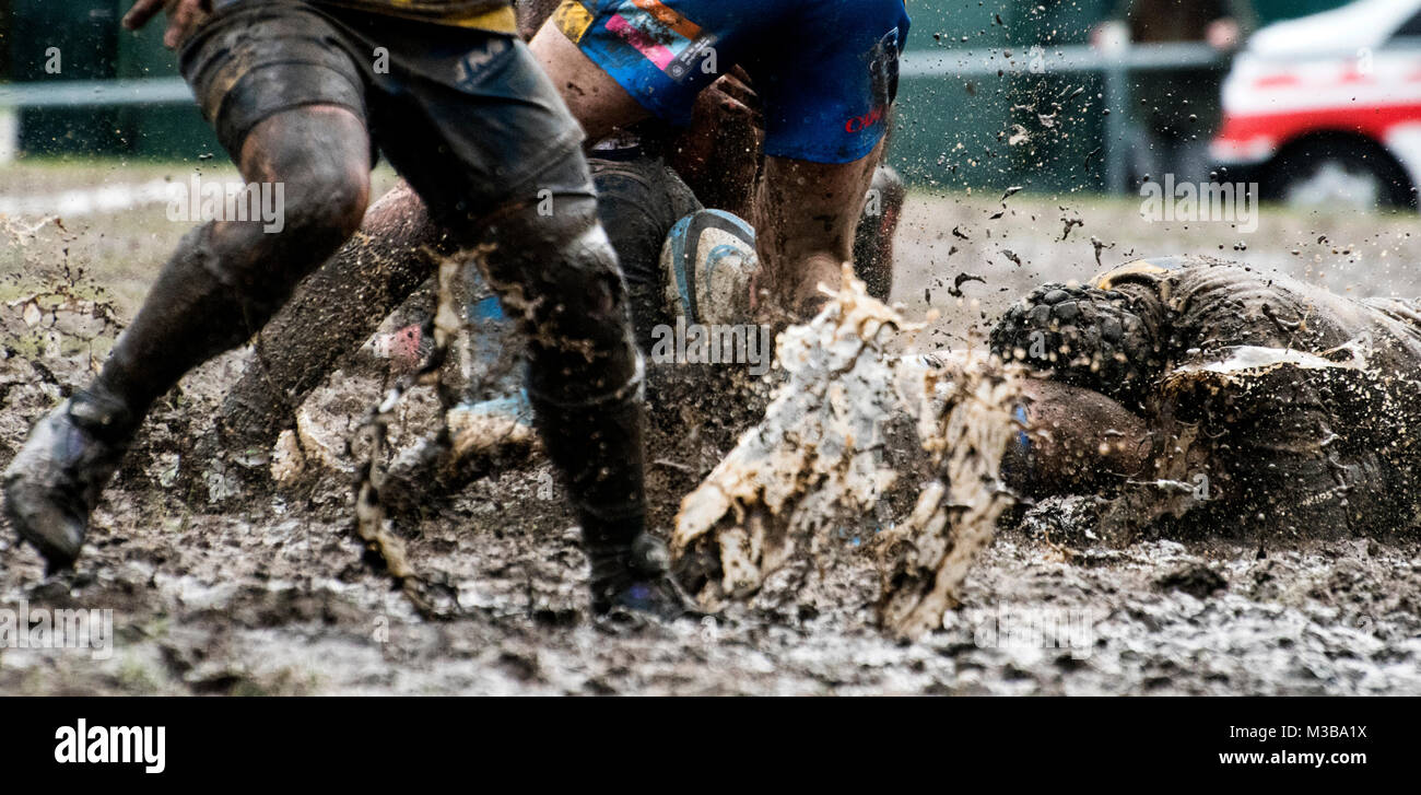 Oviedo, Spain. 10th February 2018. Players in action on the mud during ...