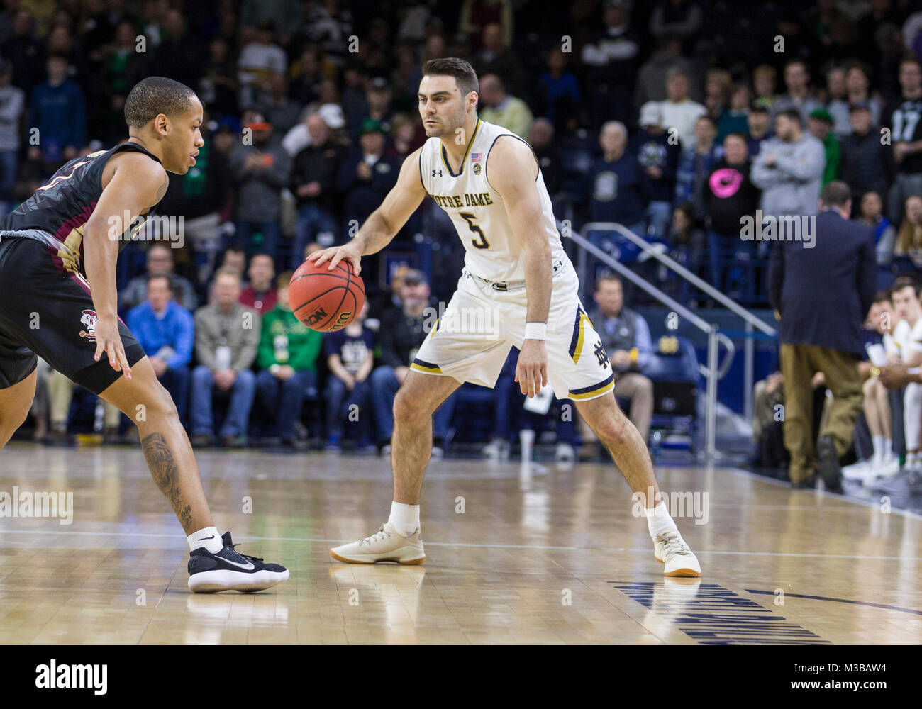 South Bend, Indiana, USA. 10th Feb, 2018. Notre Dame guard Matt Farrell ...
