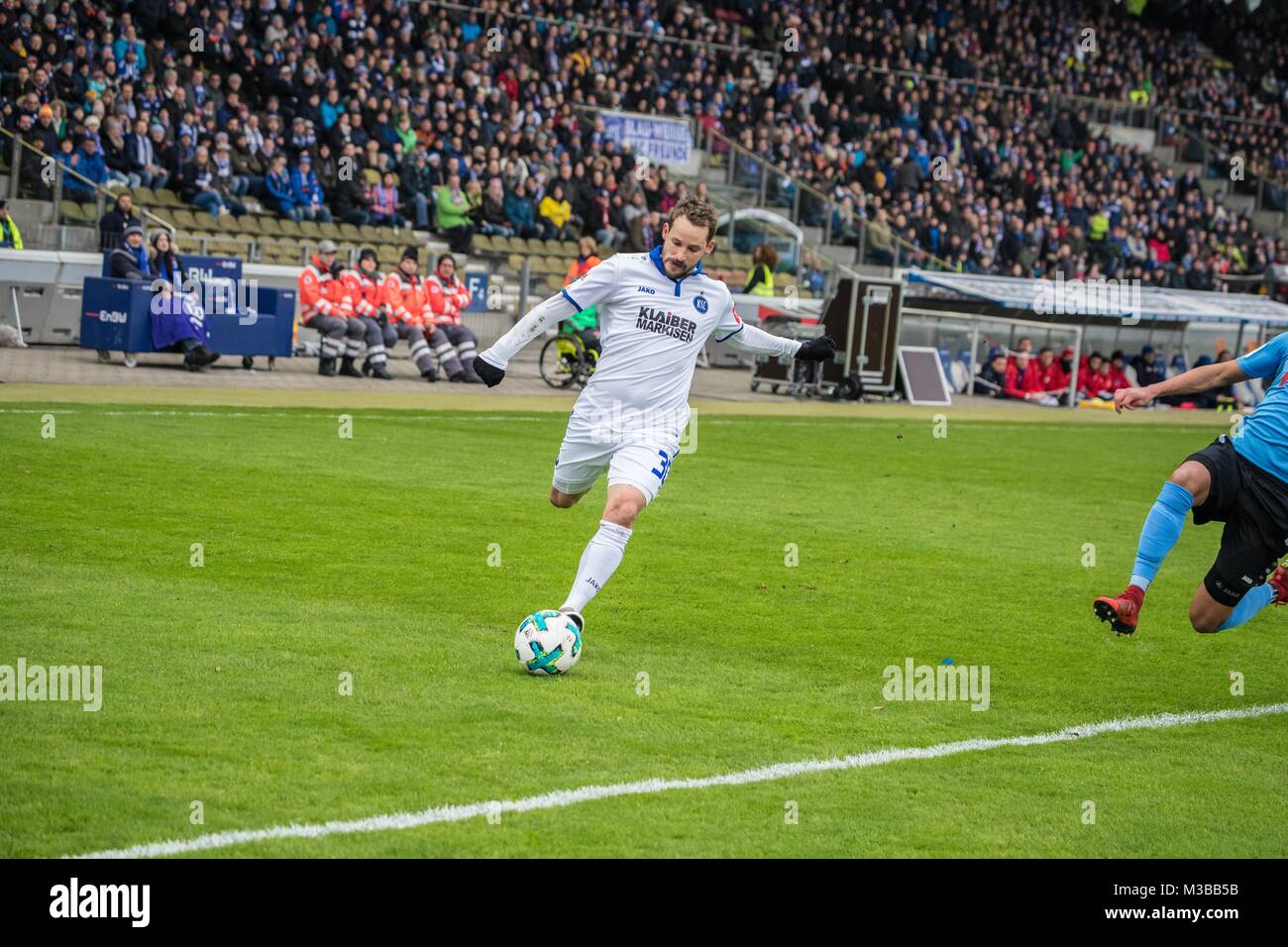 German soccer - KSC vs Fortuna Cologne, score 1:0 - DFB third league ...