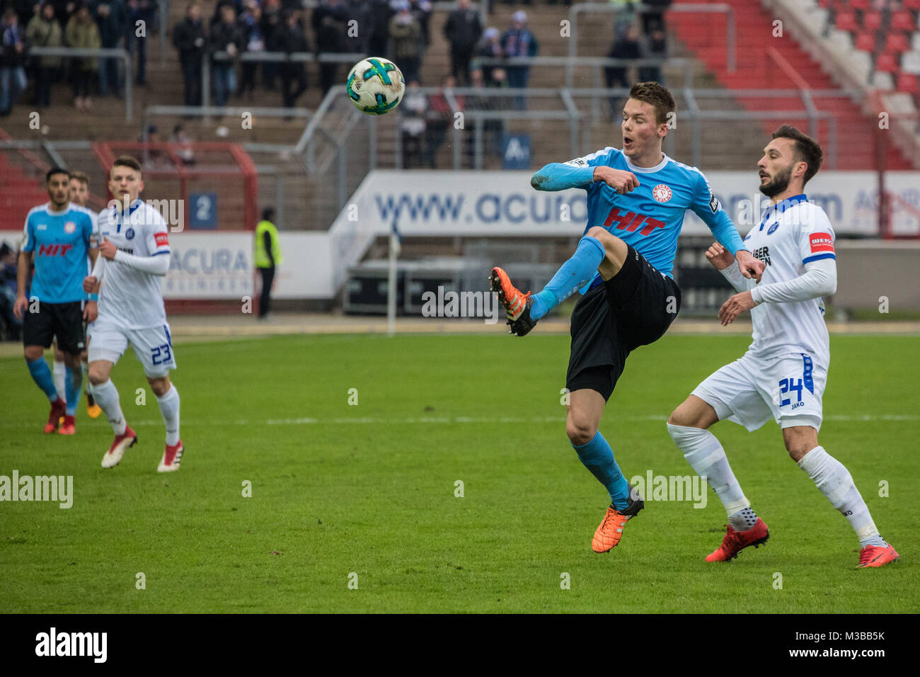 German soccer - KSC vs Fortuna Cologne, score 1:0 - DFB third league ...