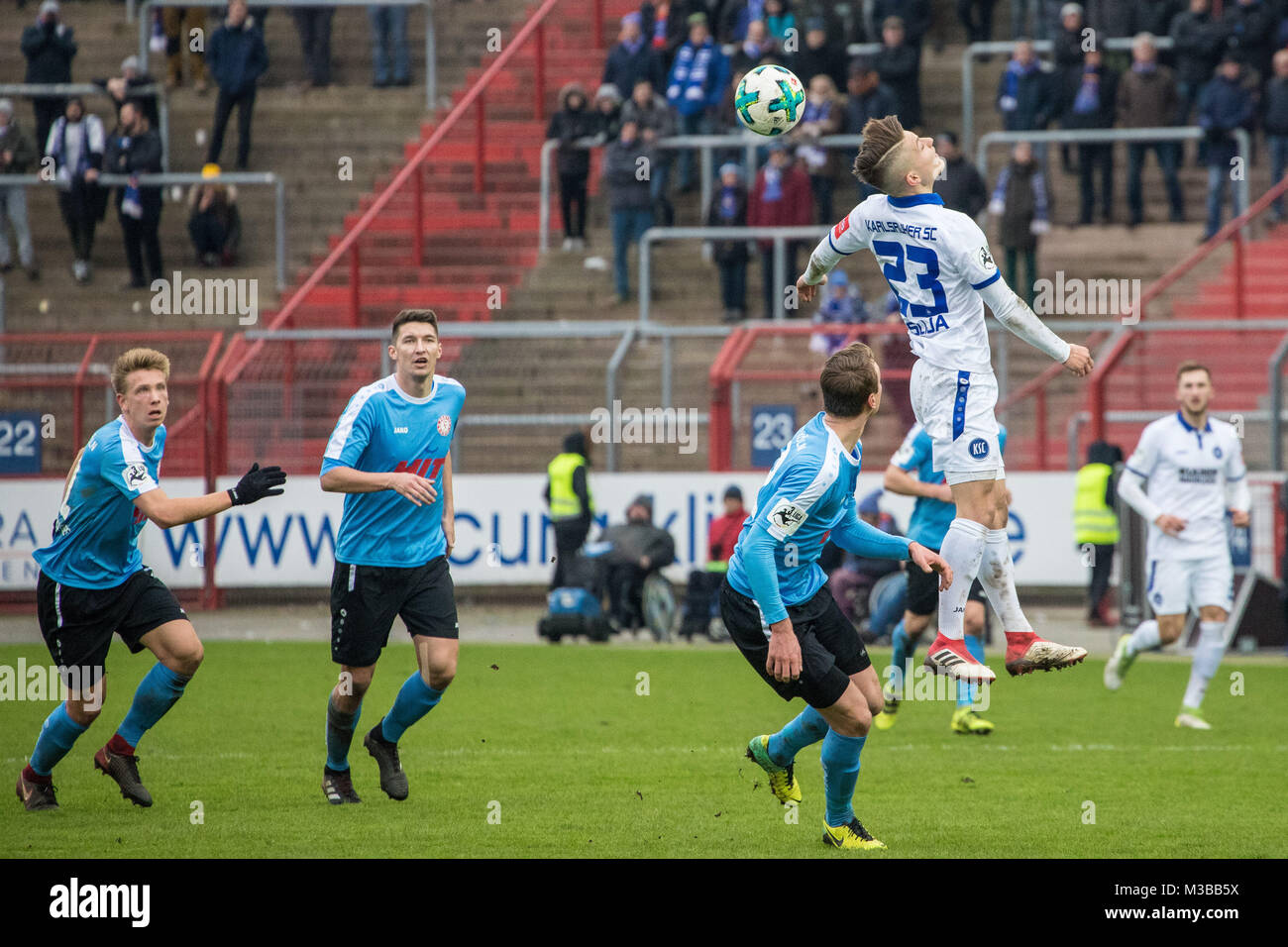 German soccer - KSC vs Fortuna Cologne, score 1:0 - DFB third league ...