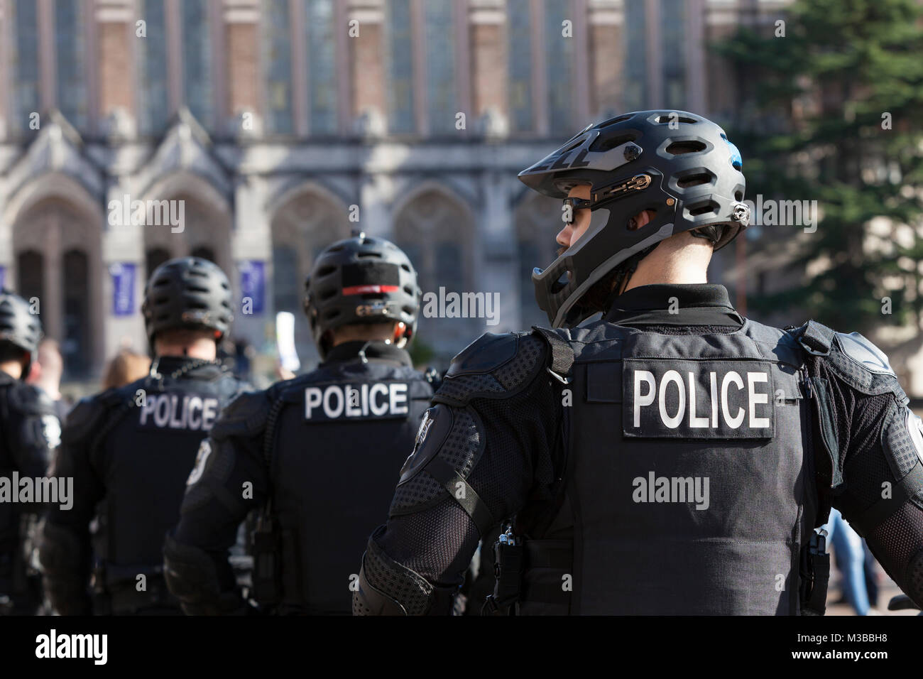 Seattle, Washington, USA. 10th February, 2018. Seattle riot police line ...