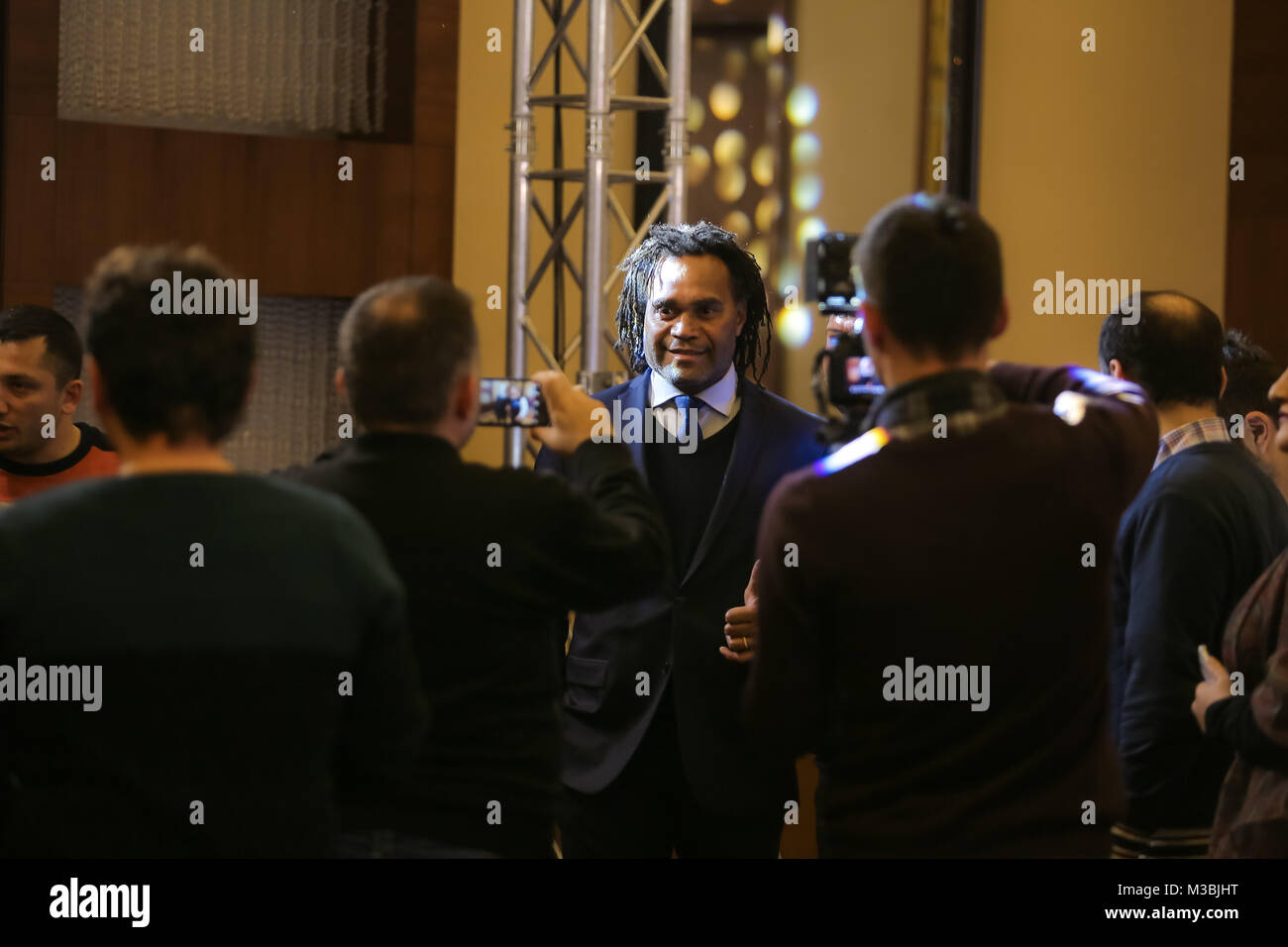 Christian karembeu world cup trophy hi-res stock photography and images ...