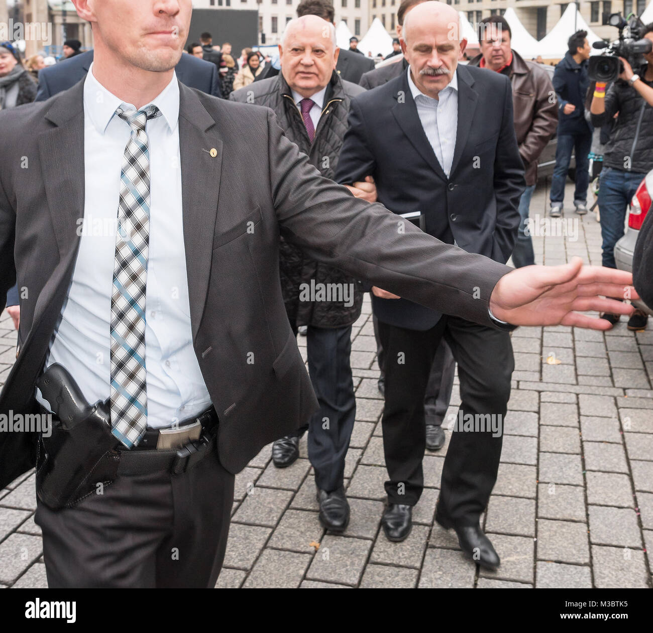 Sir rodric braithwaite hi-res stock photography and images - Alamy