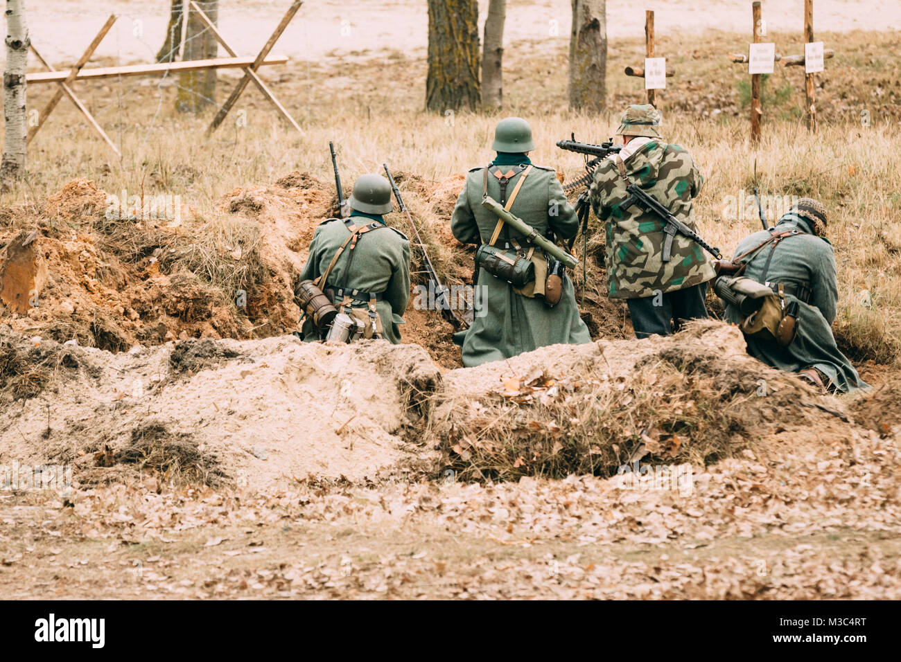 German machine-gun crew keeps defense. Reconstruction of the battle of ...