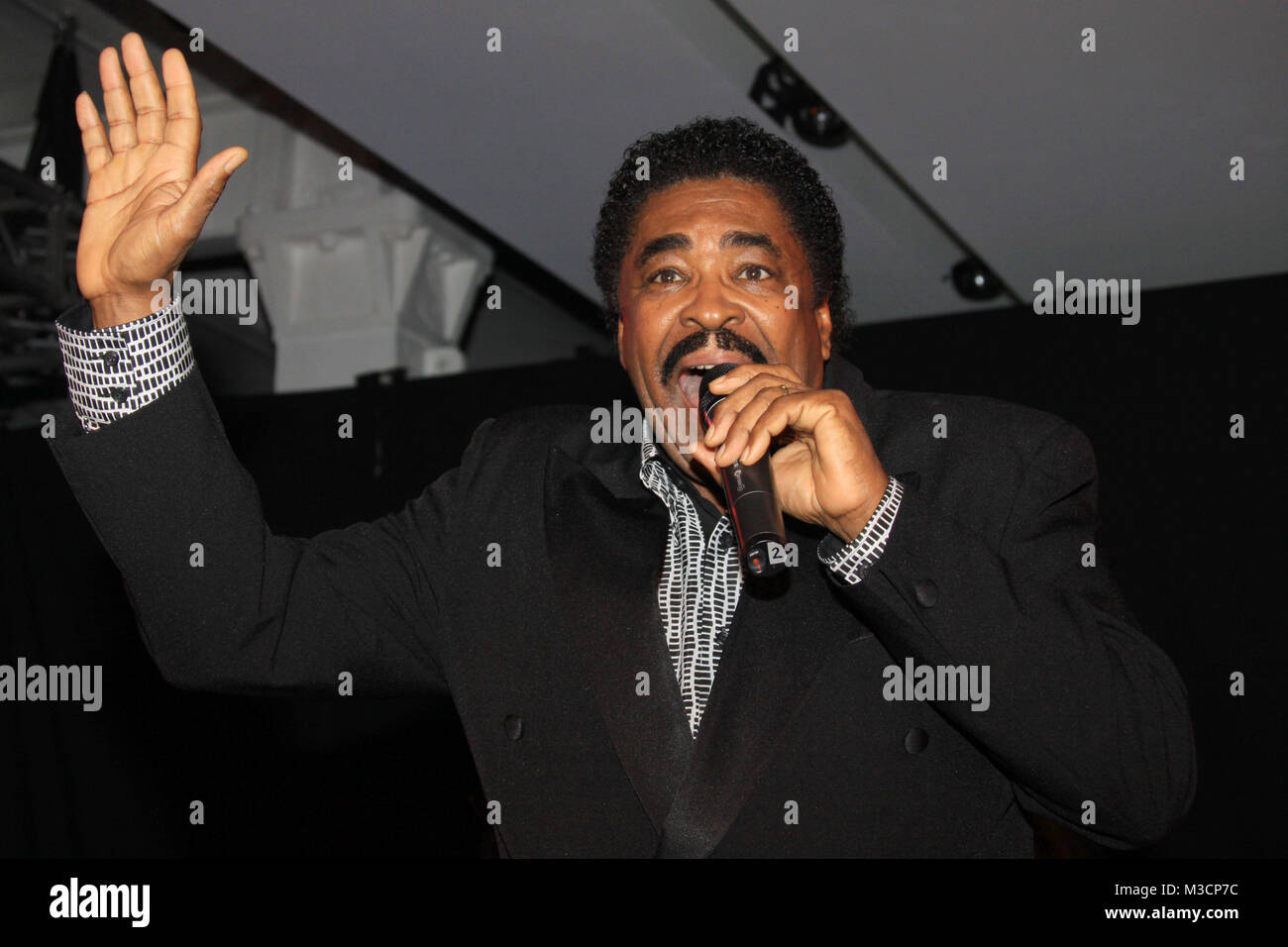 George mccrae hi-res stock photography and images - Alamy