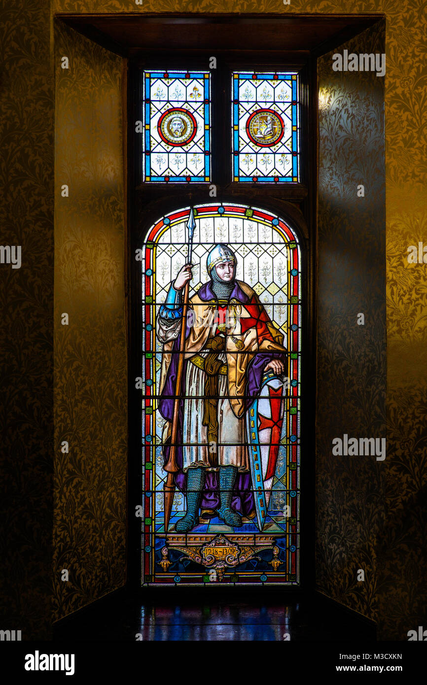 Stained Glass window of a Knight Templar Stock Photo - Alamy