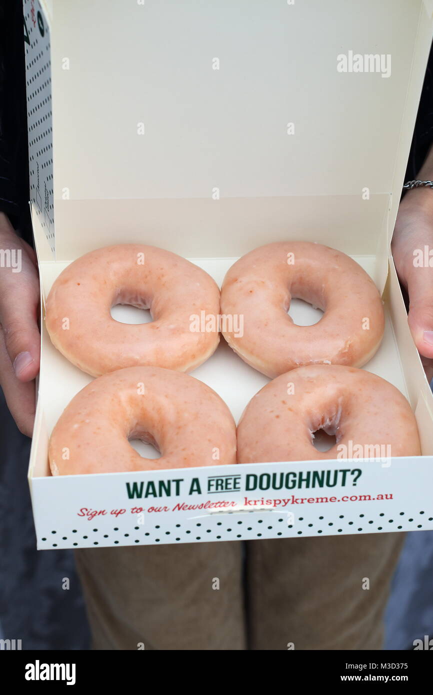 Krispy kreme box hi-res stock photography and images - Alamy
