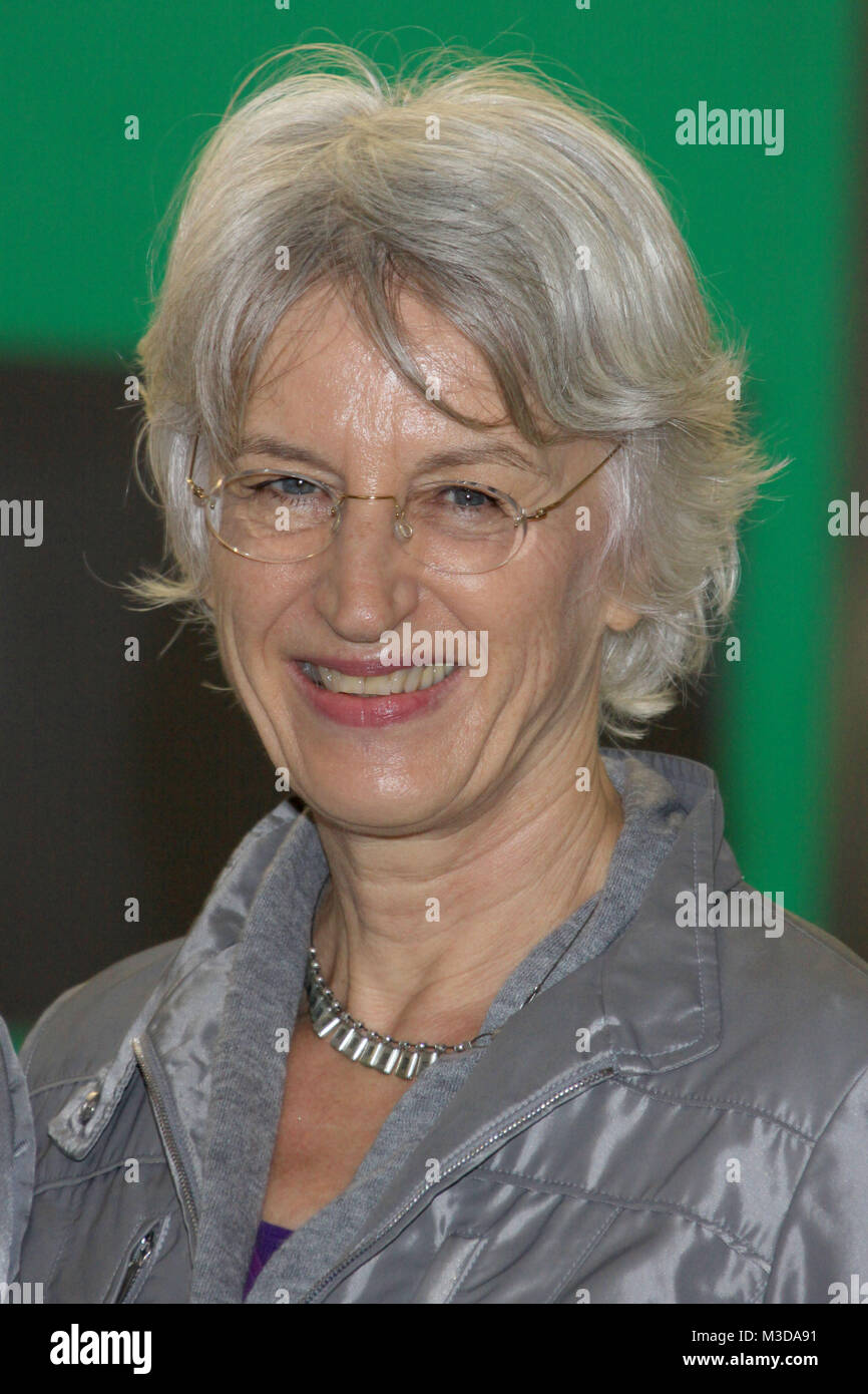 Eva hubert hi-res stock photography and images - Alamy