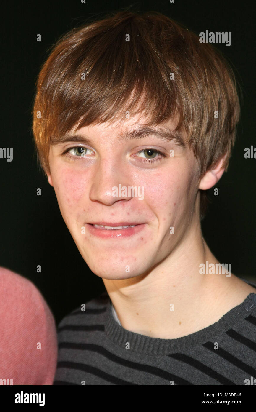 Jonas Nay Stock Photos & Jonas Nay Stock Images - Alamy