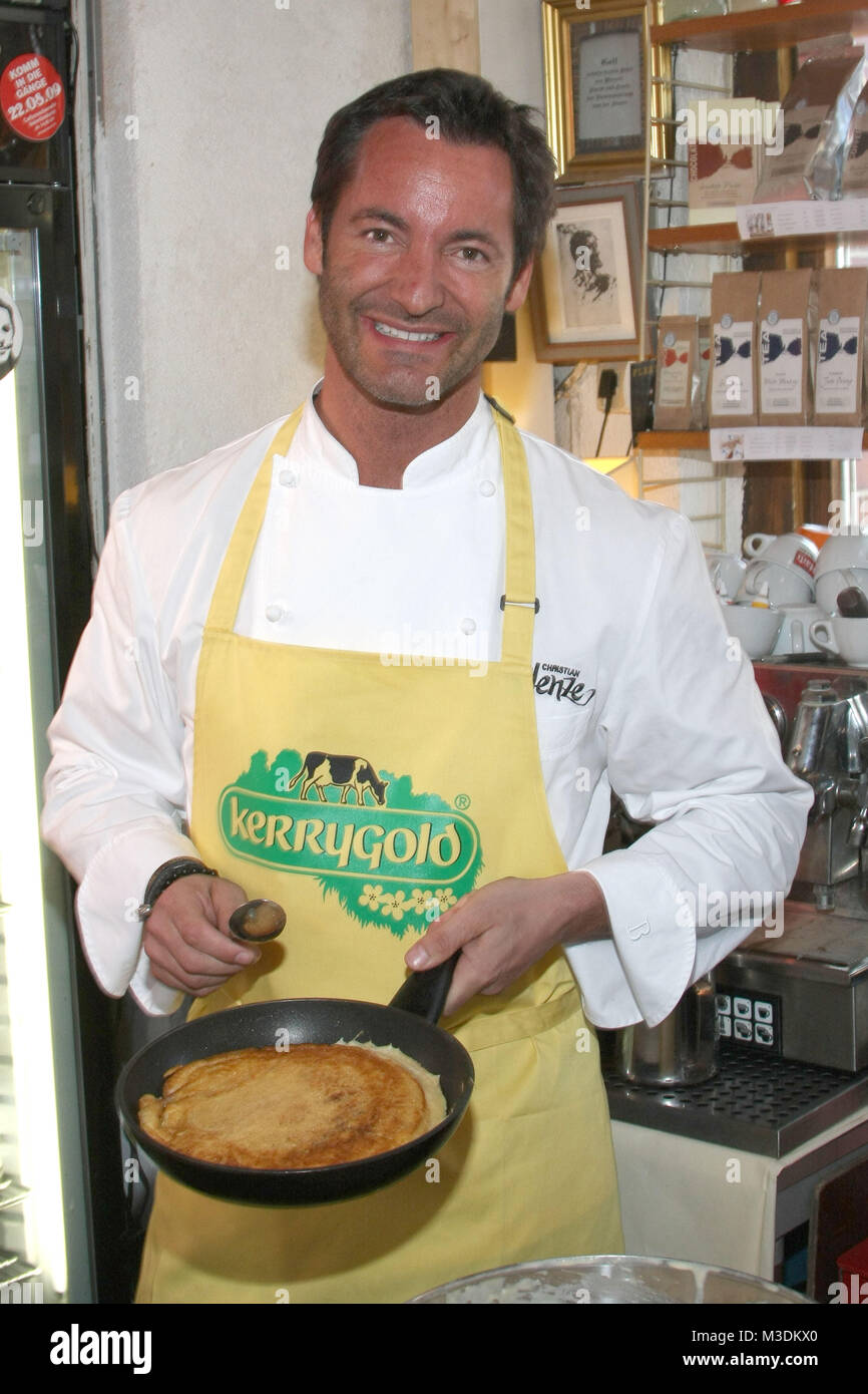 Christian henze hi-res stock photography and images - Alamy